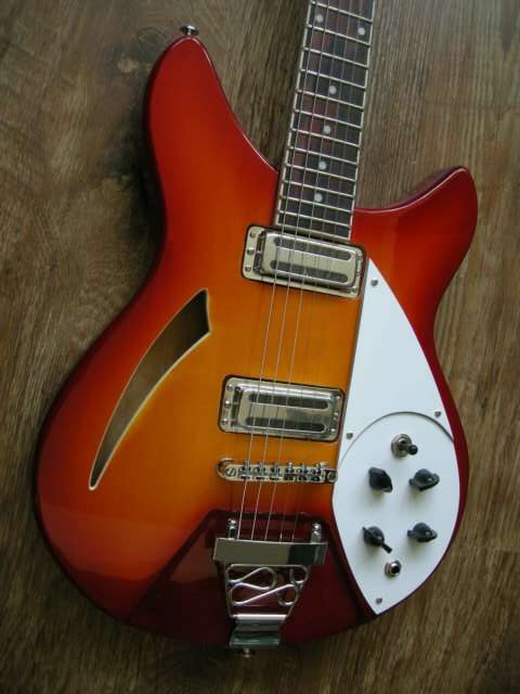 Rickenbacker Model 330 Hollow Body Electric Guitar red_Semi howllow ...